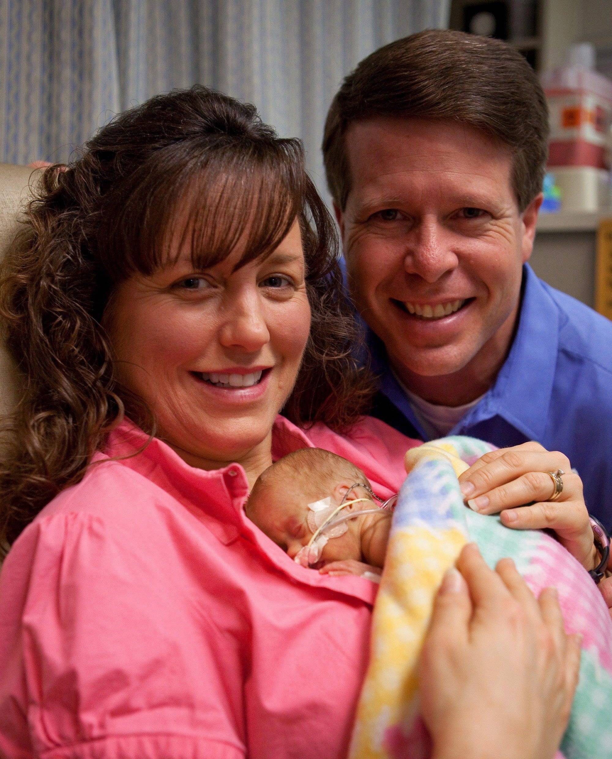 The Duggar Stillborn Images Of Their Baby