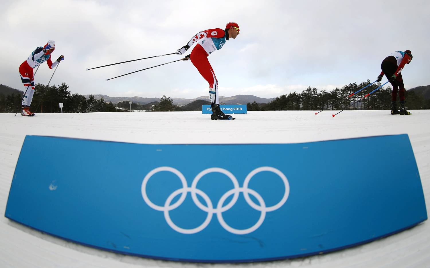 In Photos: Canadian athletes compete and win on Day 2 at Pyeongchang ...
