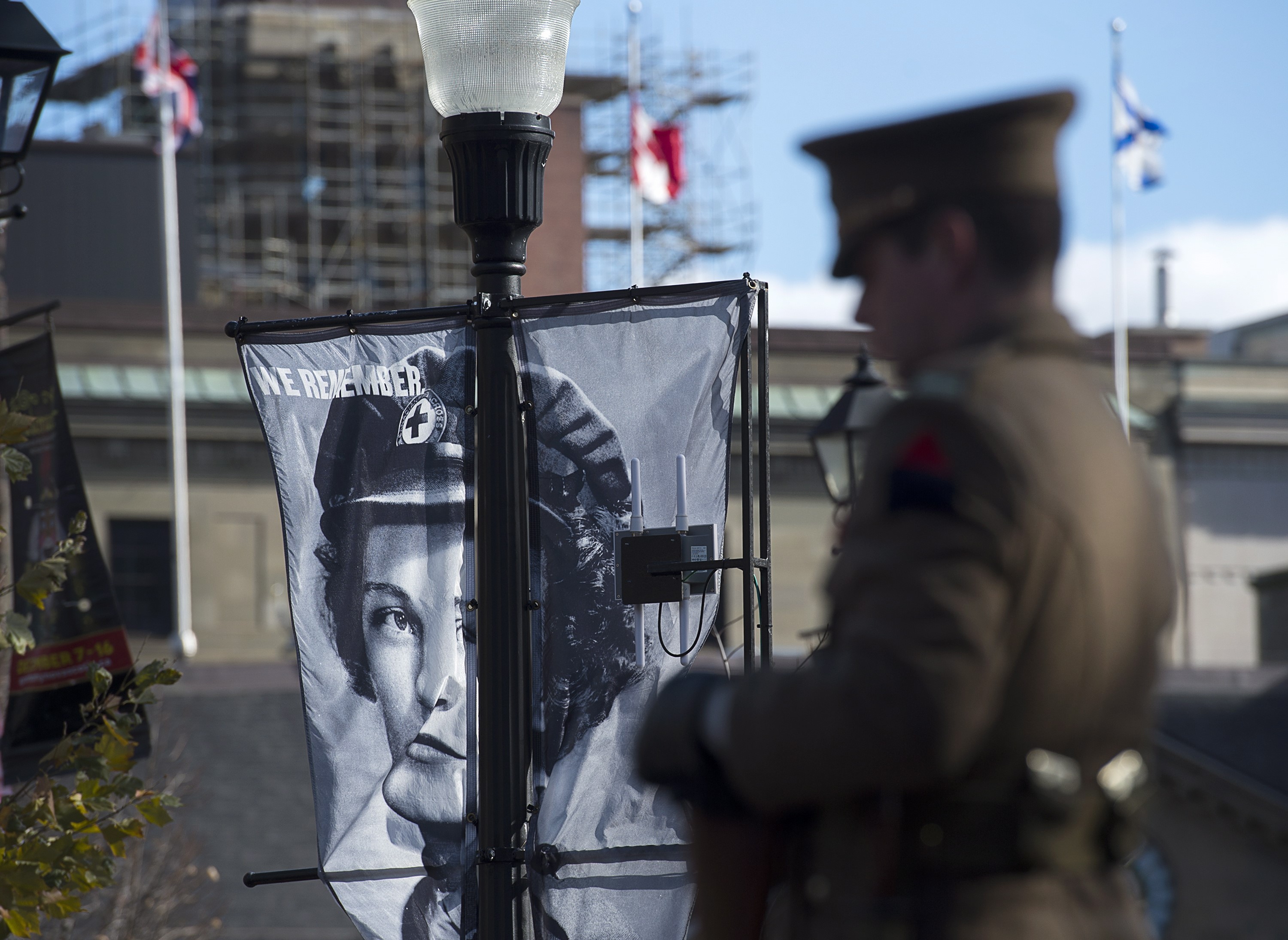 In photos: Remembrance Day ceremonies across Canada - The Globe and Mail