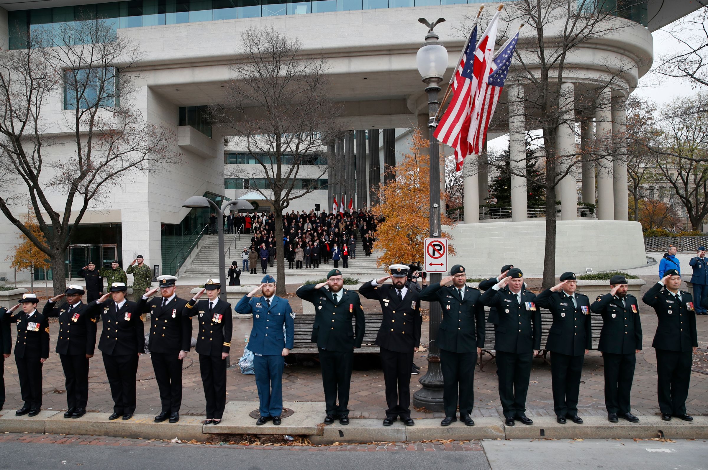 In photos: A nation bids farewell to former U.S. president George H. W ...